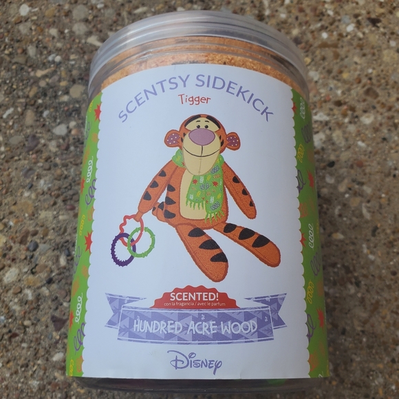 Scentsy | Toys | Scentsy Sidekick Tigger Hundred Acre Wood Plush Baby ...